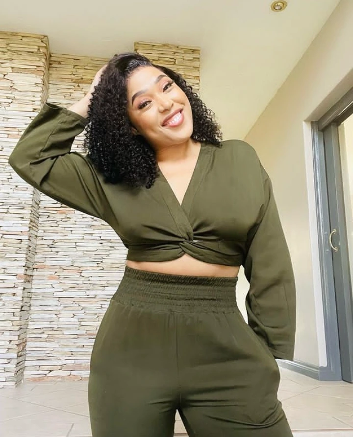 Simphiwe Ngema Left Fans Drooling With Her Stunning Pictures Putting a ...